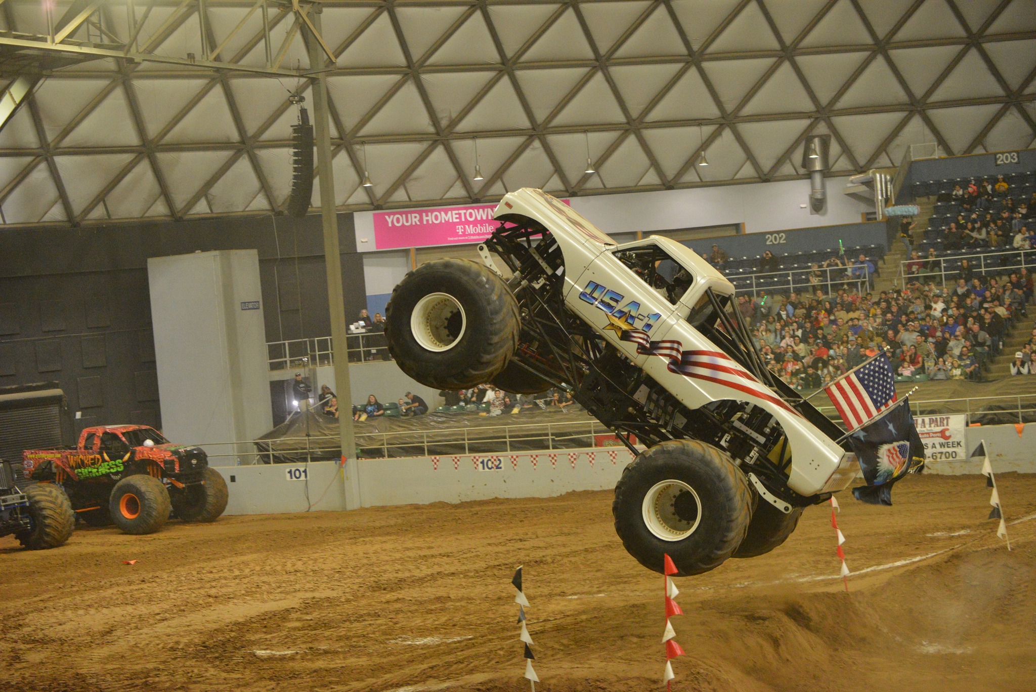 USA-1 – Monster Truck Invasion
